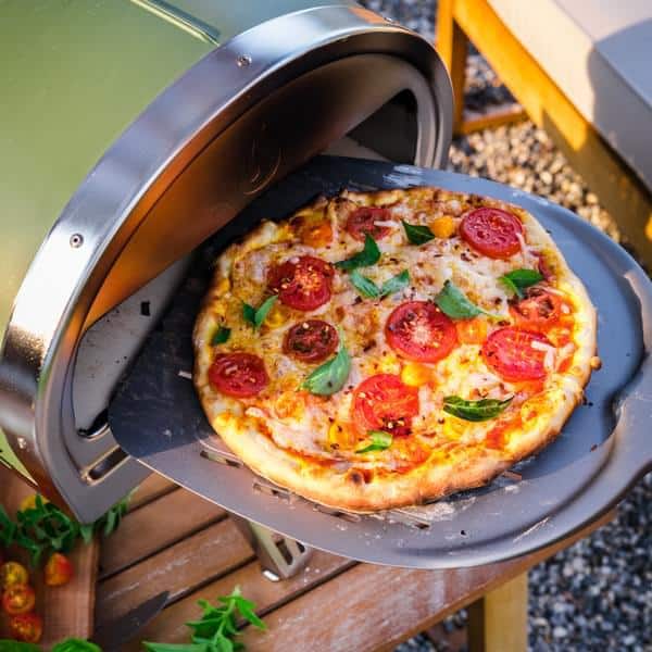 GOZNEY Gozney Roccbox Outdoor Pizza Oven Cooking Collection - The Home ...
