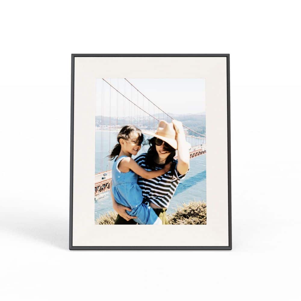 AURA FRAMES Aspen by Aura 12 in. Ink with White Mat Digital Picture ...