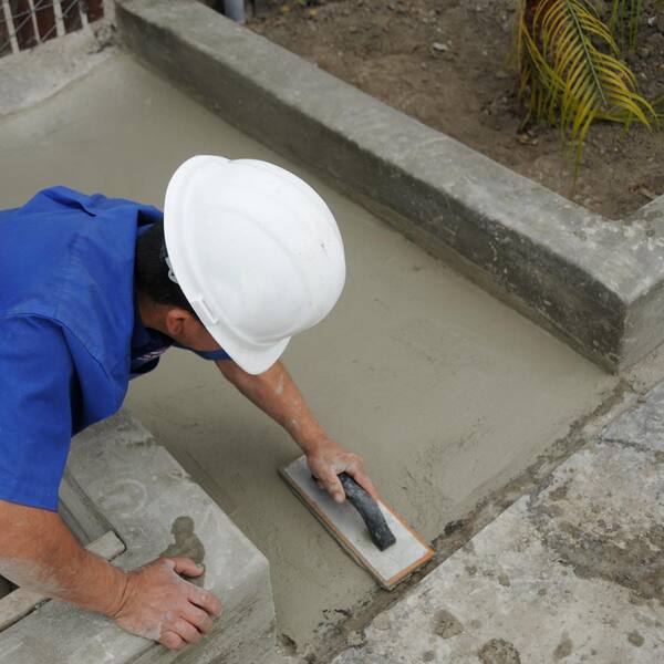 Rapid Set 60 lbs. High-Performance, Rapid-Hardening Concrete Mix ...