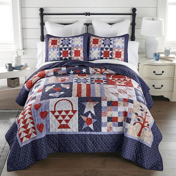 DONNA SHARP County Fair 2-Pieces Blue and Cream Polyester Twin Quilt ...