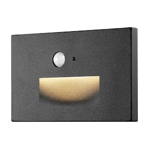 Maxxima Vertical LED Step Light, Indoor/Outdoor Stair Light, 3 CCT ...