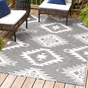 JONATHAN Y Sumak High-Low Pile Neutral Diamond Kilim Gray/White/Black 3 ...