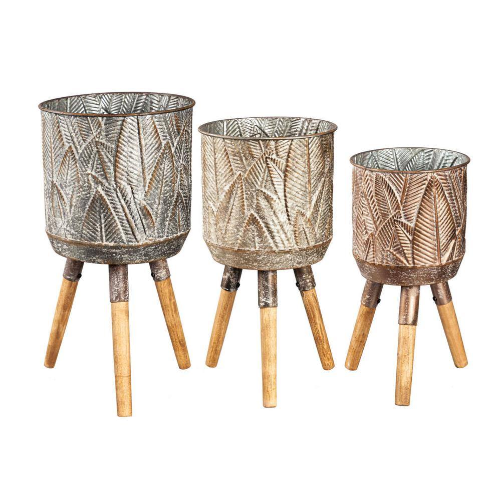 Evergreen Embossed Leaf Planter with Wood Legs, (Set of 3) 8PMTL5252 ...