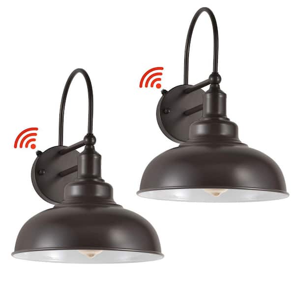 GMGSROM Chocolate and White Dusk to Dawn Farmhouse Outdoor Barn Light ...