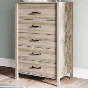 Signature DESIGN BY ASHLEY Cabinella Beige 5 Drawers 32 in. Chest of ...