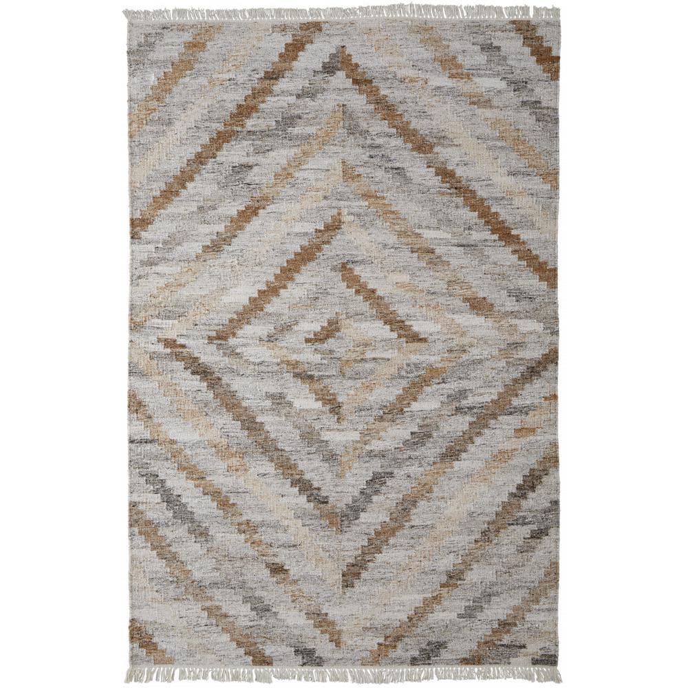 HomeRoots Gray and Ivory Geometric 10 ft. x 13 ft. Area Rug 2000512426 ...