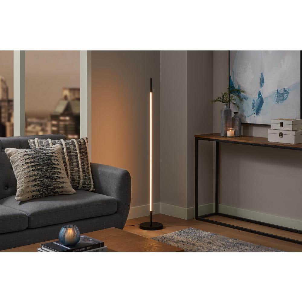 Hampton Bay Calero 50 in. Black Straight Arc Floor Lamp LED RS2204128BK ...