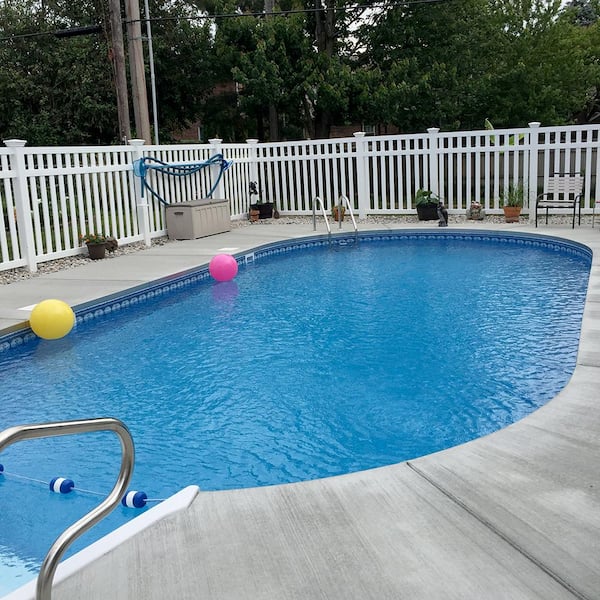 Vinyl Pool Fence Styles Trex® Composite Fencing | Trex
