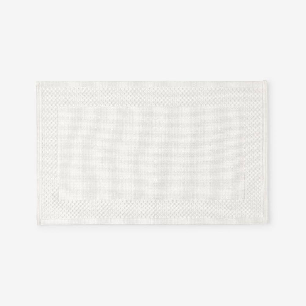 The Company Store Legends Luxury Sterling 21 in. x 34 in. Ivory Bath ...