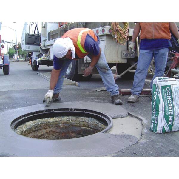 Rapid Set 60 lbs. High-Performance, Rapid-Hardening Concrete Mix ...