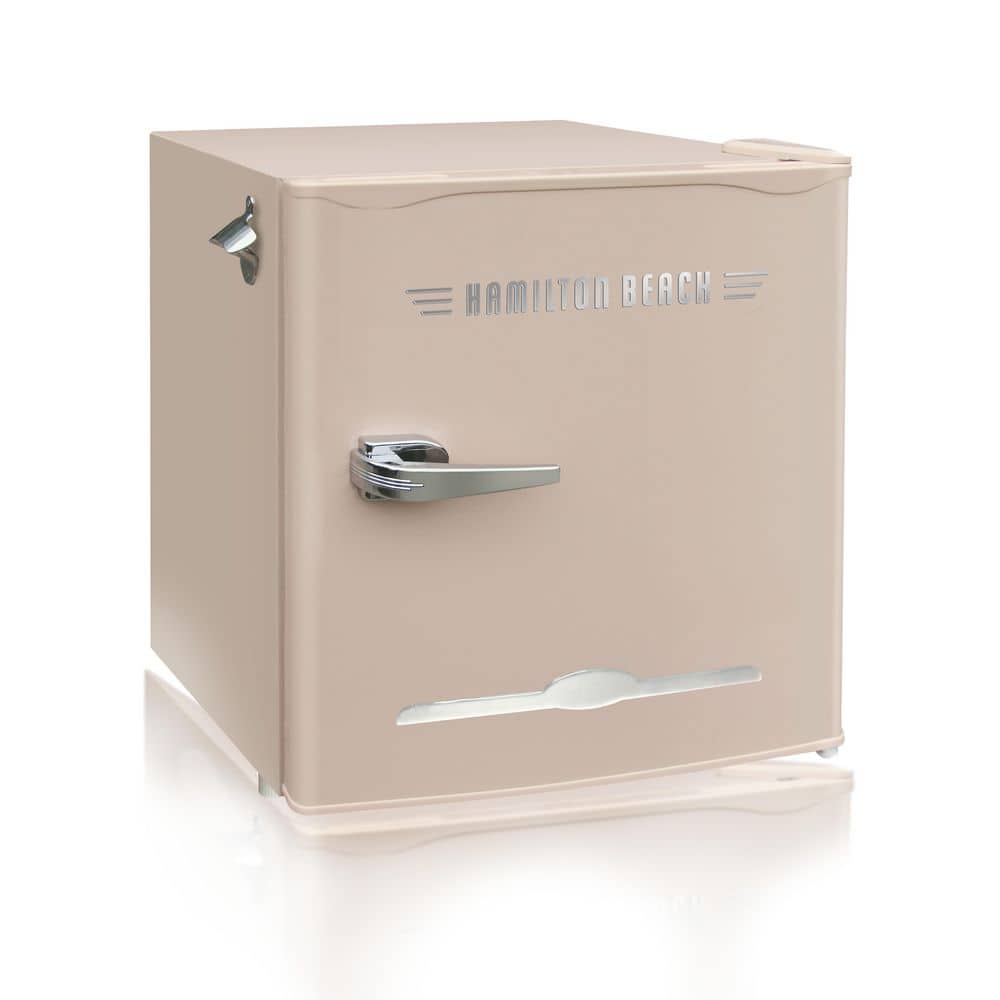 Hamilton Beach 19.69 in. Wide 1.6 cu. ft. Retro Mini Refrigerator in ...