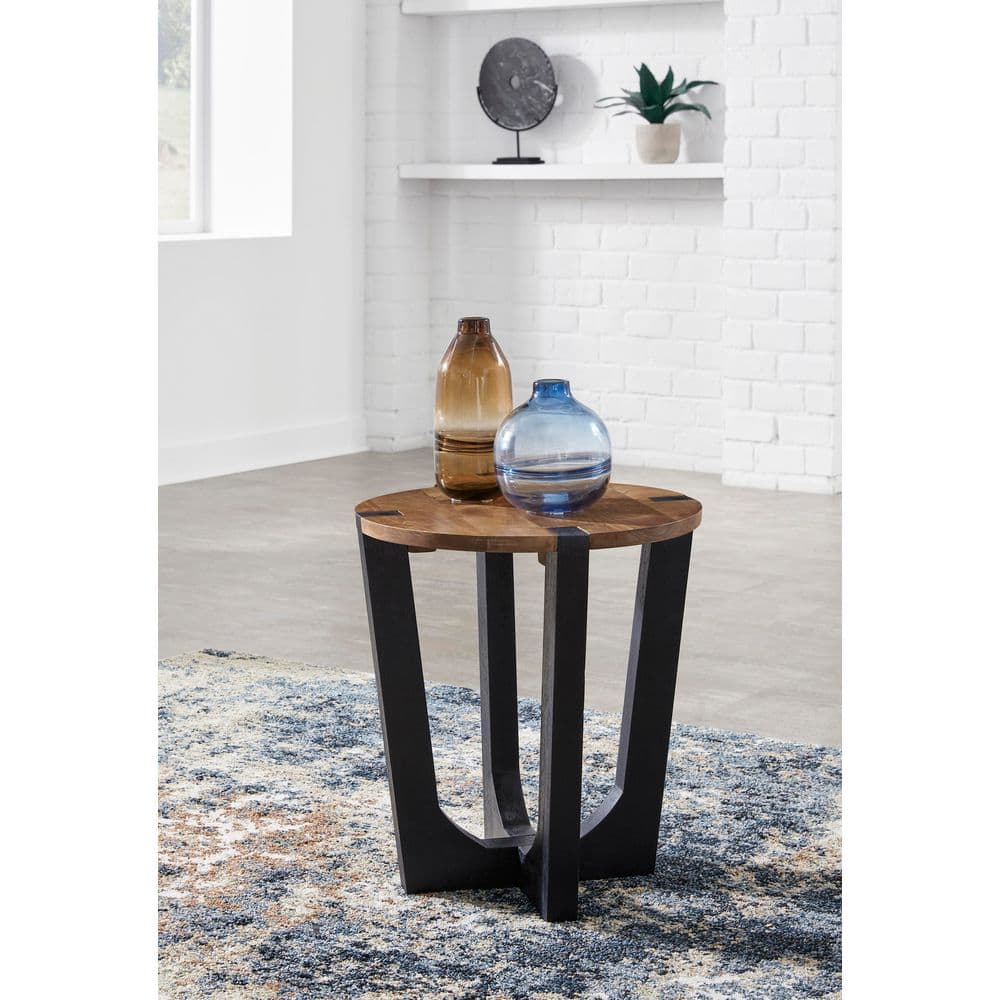 Signature DESIGN BY ASHLEY Hanneforth 22.25 in. Brown/Black Round Wood End Table T726-6 - The ...