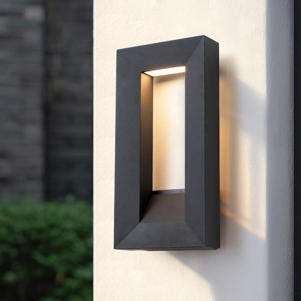 EDISLIVE Barry Modern Matte Black Intergrad LED Outdoor Wall Sconce ...