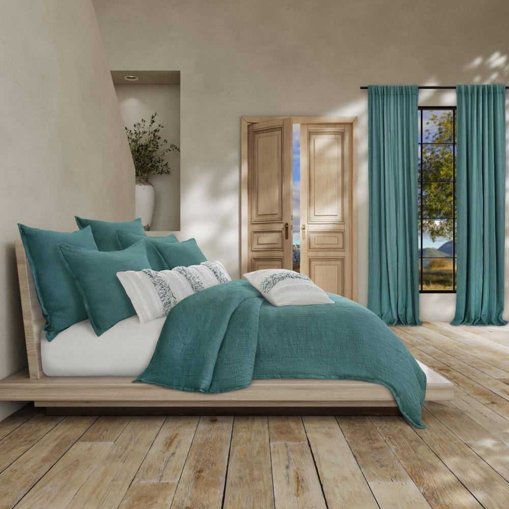 J QUEEN NEW YORK INC Sea cove Teal Cotton King/Cal King Duvet Cover ...