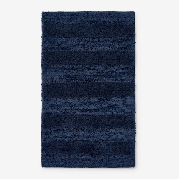 The Company Store Company Cotton Navy 21 in. x 34 in. Reversible Bath ...