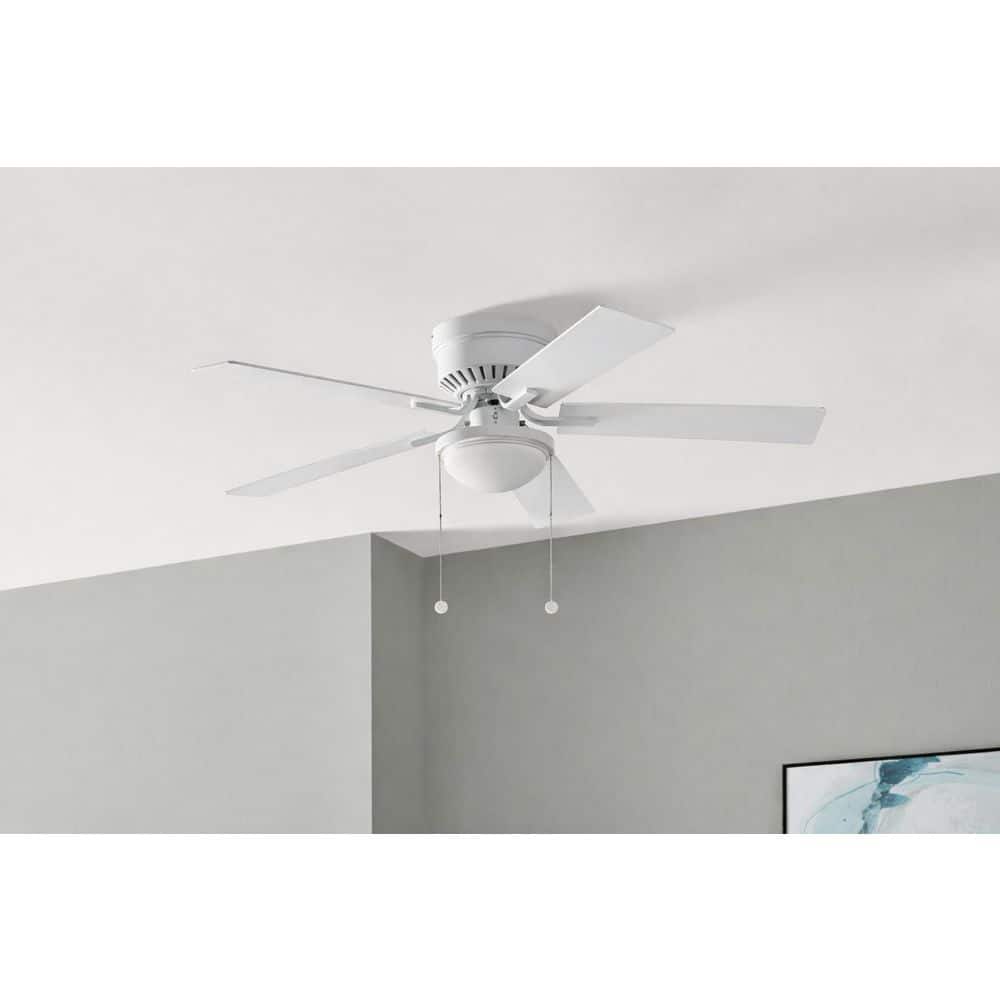 Hampton Bay Hugger II 52 in. Indoor Matte White Low Profile Ceiling Fan ...