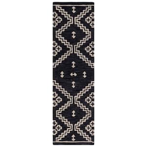 SAFAVIEH Abstract Black/Ivory 6 ft. x 6 ft. Tribal Chevron Square Area ...