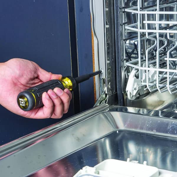 Klein Tools 15-in-1 Ratcheting Impact Multi-Bit Screwdriver 32305HD ...