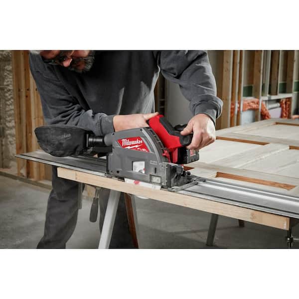 Milwaukee M18 FUEL 18-Volt Lithium-Ion Brushless Cordless 106 in. Track ...