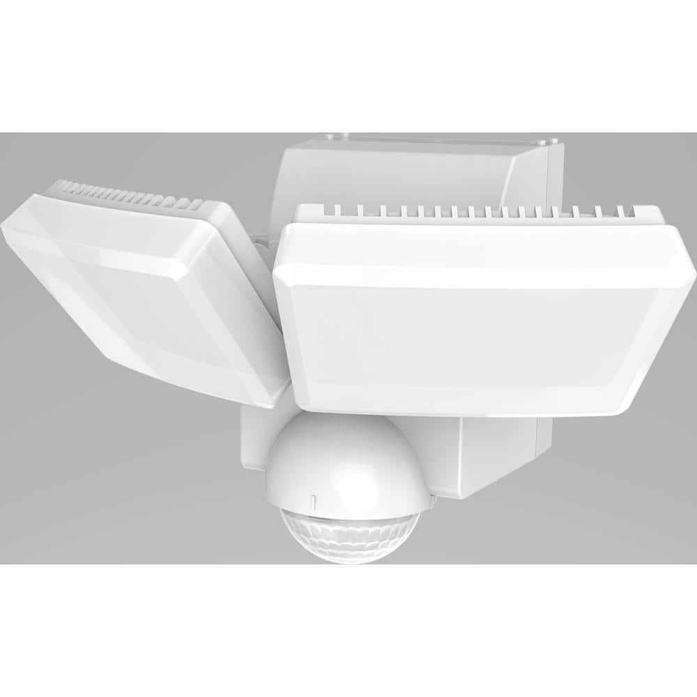 Defiant 180-Degree White Twin Battery Motion Sensor Outdoor Integrated ...