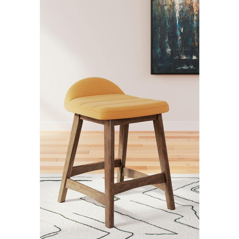Signature DESIGN BY ASHLEY Lyncott Yellow/Brown Polyester Counter ...