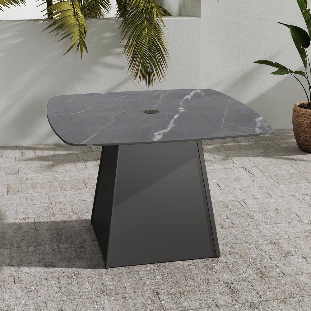 DENISLAWN Cavallo Black Sintered Stone Top Rounded Square Aluminum ...
