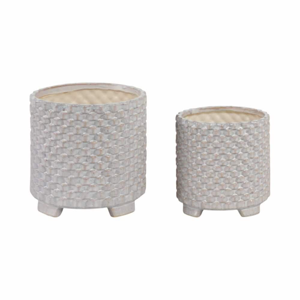 Liv & Skye 6 in. and 8 in. White Stoneware Textured Footed Decorative ...