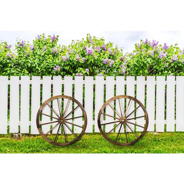 Wagon Wheel With Wooden Dowel