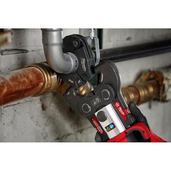 Milwaukee 1/2 in. - 2 in. IPS-P Pivoting Press Ring Kit for M18 FORCE ...
