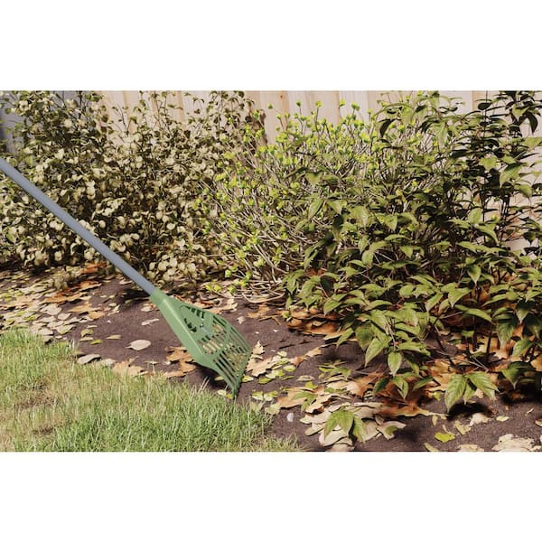 Suncast 54.75 in. Poly Shrub Rake LR80C - The Home Depot