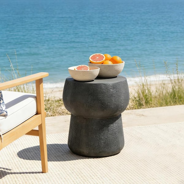 HomeAura Black Outdoor Patio Accent Table with Crack process and Double ...