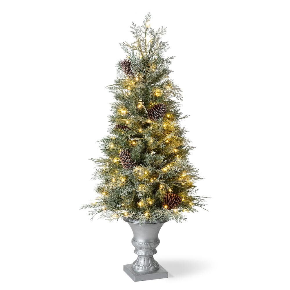 Glitzhome 4 ft. Pre-Lit Pine Artificial Christmas Porch Tree with 130 ...