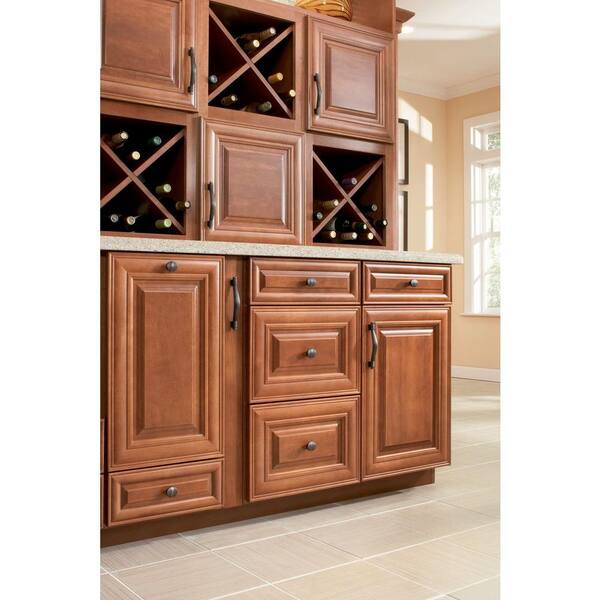 Maple Cognac Cabinets Waypoint Living Spaces Who Knew Black And
