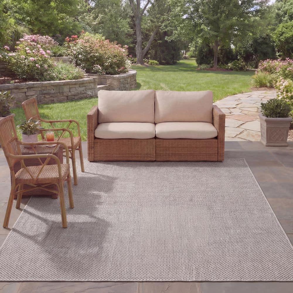 SAFAVIEH Courtyard Beige/Brown 8 ft. x 11 ft. Solid Indoor/Outdoor ...