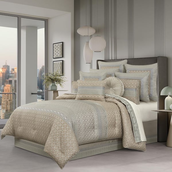 J QUEEN NEW YORK INC Avelyn Spa Polyester California King 4Pc ...