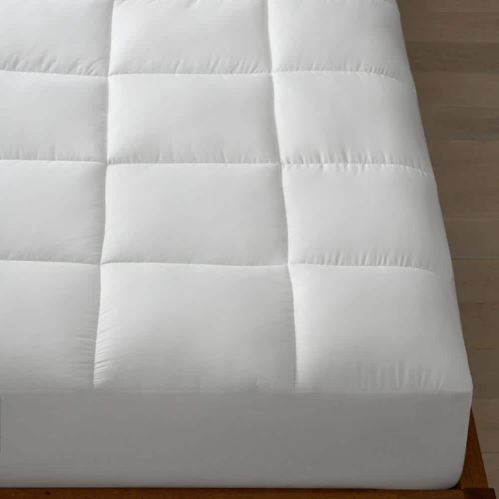 The Company Store Cool Zzz Deluxe 18 in. King Polyester Mattress Pad ...
