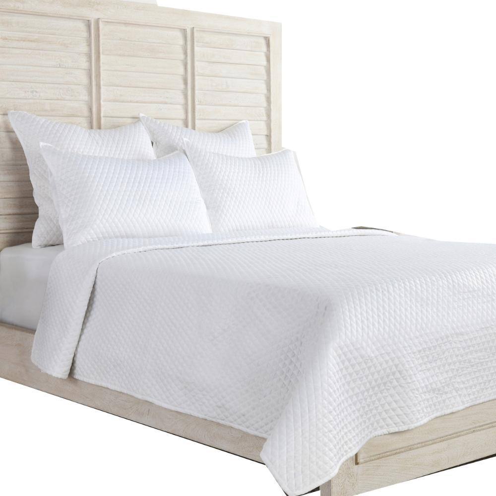 Benjara 1-Piece White Solid Queen Size Microfiber Quilt BM293237 - The ...