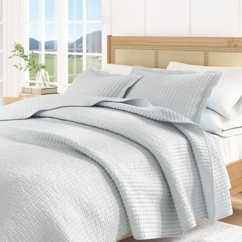 FRESHFOLDS Baby Blue King Premium Solid 3-Piece Microfiber Quilt Set ...