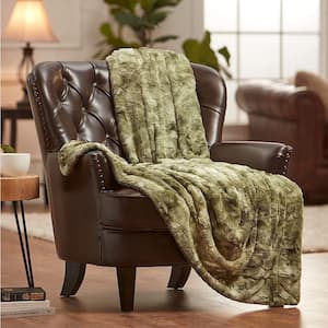 CHANASYA Wolf Chocolate Faux Fur Polyester Throw Blanket with ...