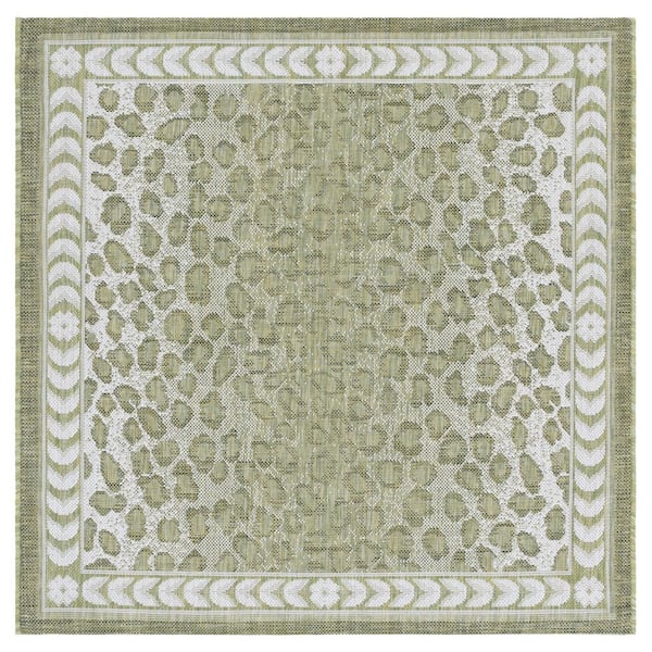 SAFAVIEH Courtyard Light Green/Ivory 4 ft. x 4 ft. Border Cheetah ...
