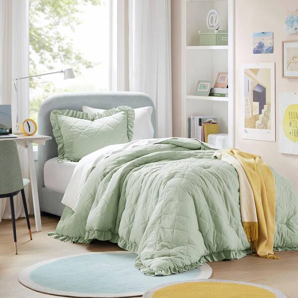 510 Design Phoebe 2-Piece Sage Microfiber Twin/Twin XL Diamond Quilted ...