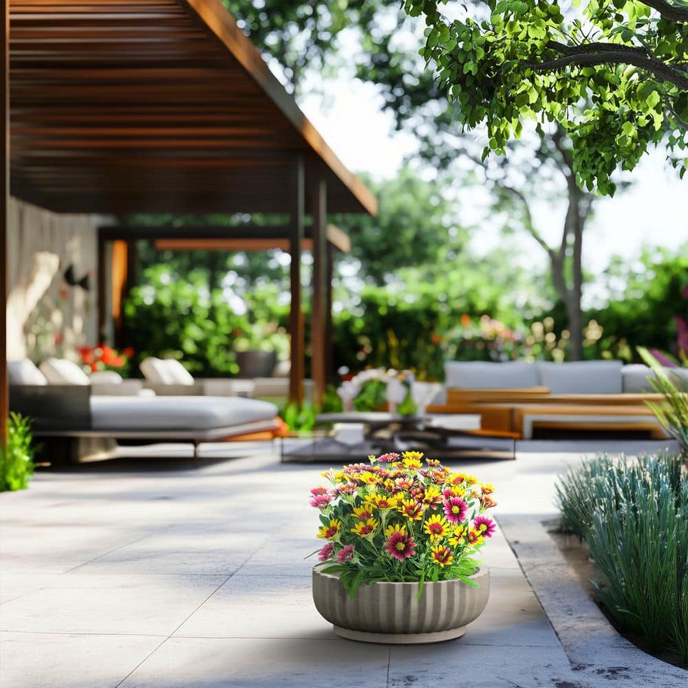 Morrava 15 in. Medium Light Gray (Enhanced Core) Concrete Round Planter ...