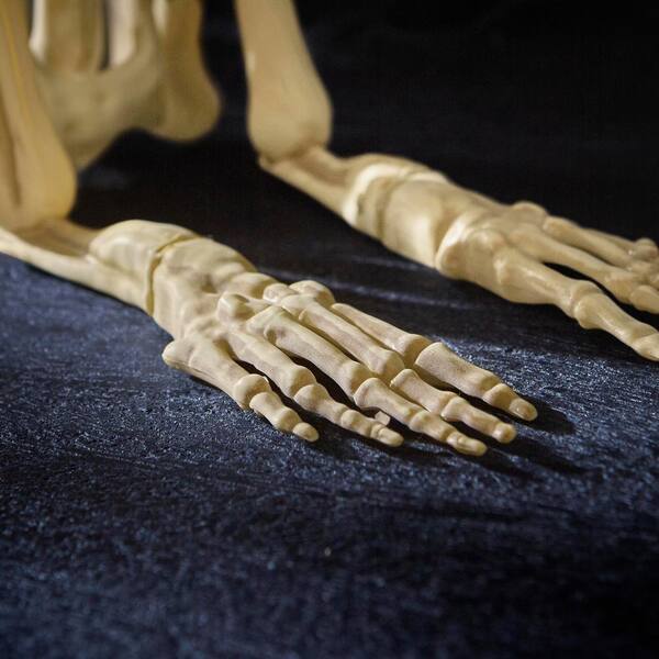 Skeleton Arm Makeup