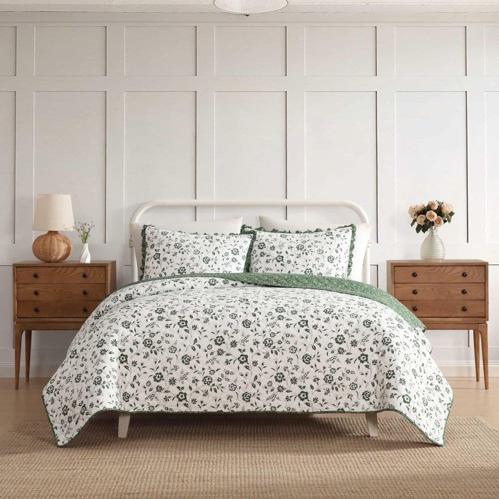 Laura Ashley Miranda 3-Piece Olive Green Cotton Full/Queen Quilt Set ...