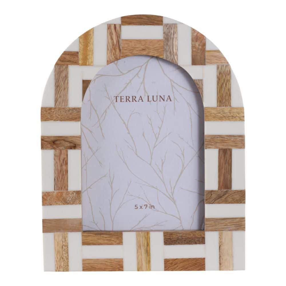 Liv & Skye 5 in. x 7 in. Ivory Resin and Wood Inlay Arch Photo Frame ...