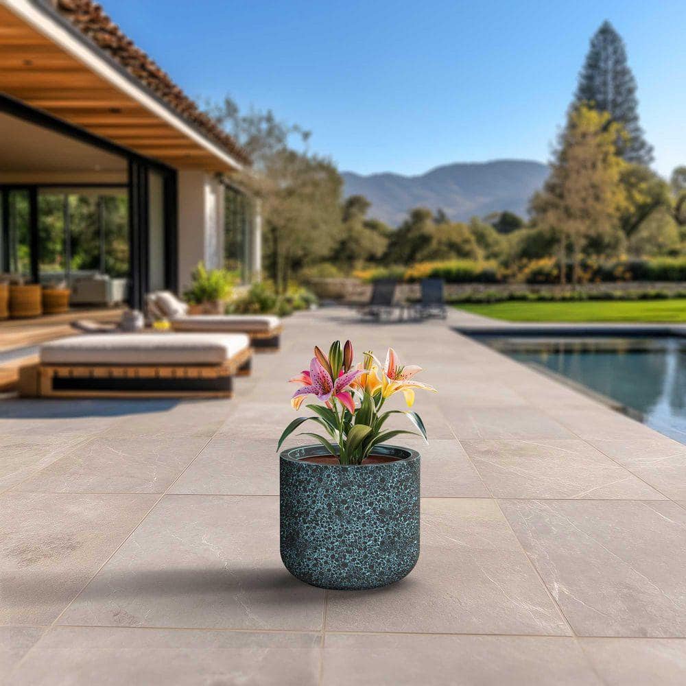 Morrava 14 in. Medium Blue Patina (Enhanced Interior) Concrete Round ...