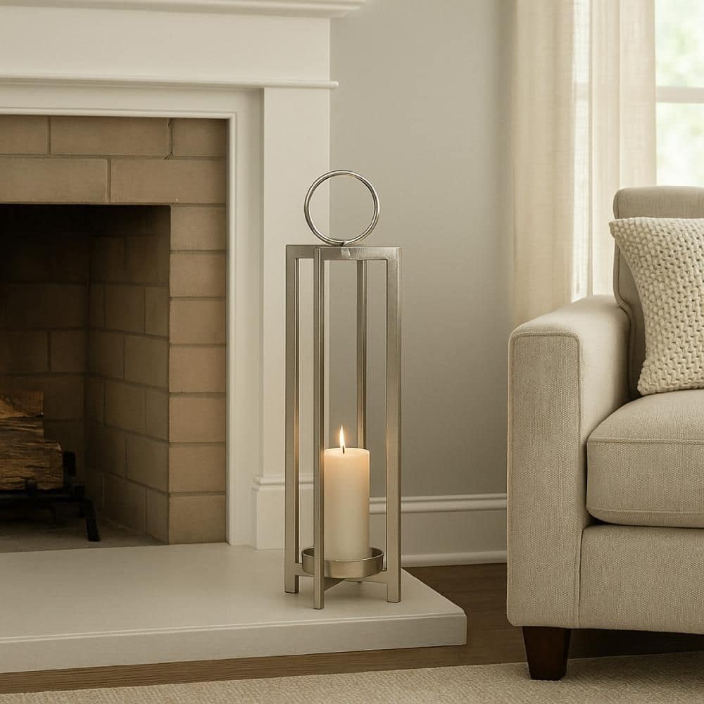 Benjara Siana 26.5 in. H x 26.5 in. W Silver Finished Metal Frame ...