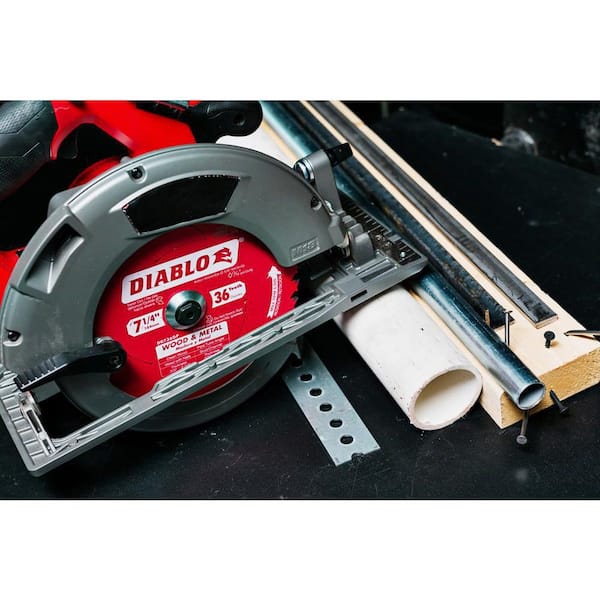 Diablo wood and metal blade store
