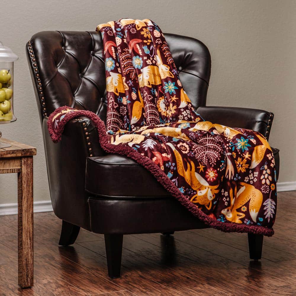 CHANASYA Gold Fox Maroon Print Fleece Reversible Sherpa Polyester Throw ...