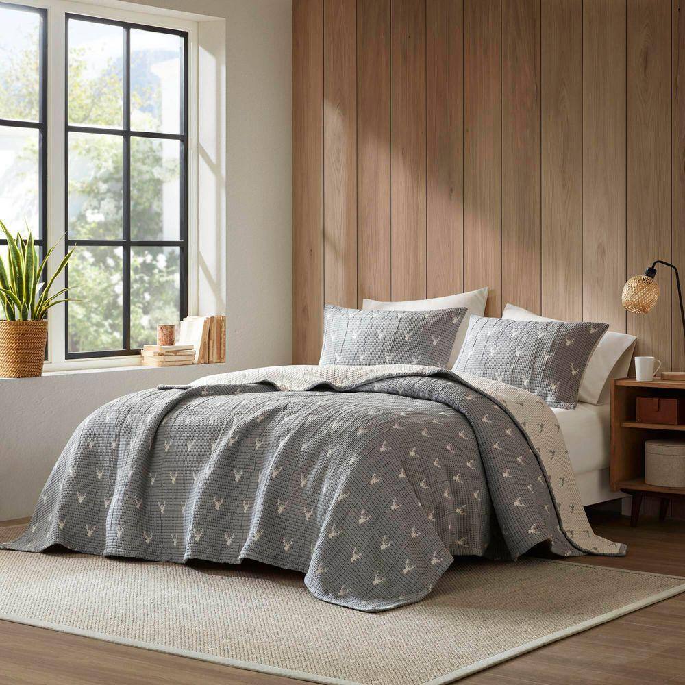 Hot 3-Piece Grey Stag Head Pattern Polyester Full/Queen Coverlet Set w ...